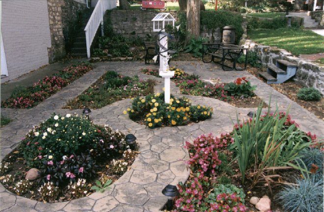 Walkways - Kelly Designs in Concrete